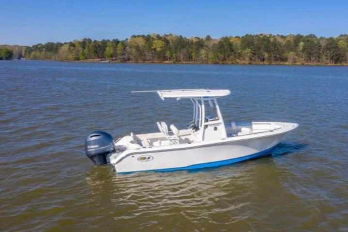 Top Lake Sinclair Boat Rentals from Marinas start at $215
