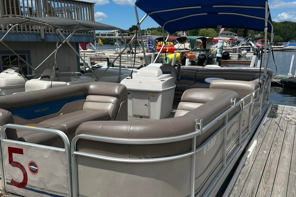 Top Lake Mahopac Boat Rentals from Marinas start at $125